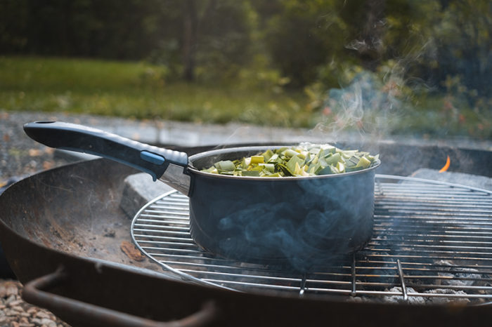 Fenne.be | Making handmade paper from cattail, DIY paper, nature craft ...